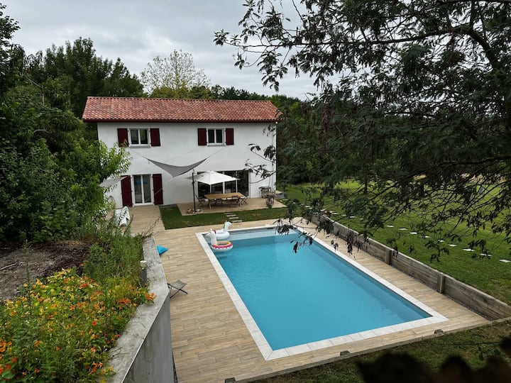 Villa Avec Piscine - Saint-Pée-sur-Nivelle