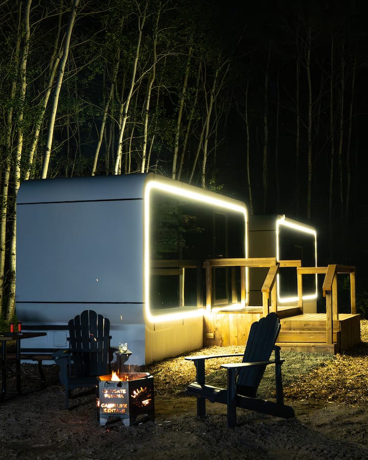 The Spruce Bliss Pod - Pinawa