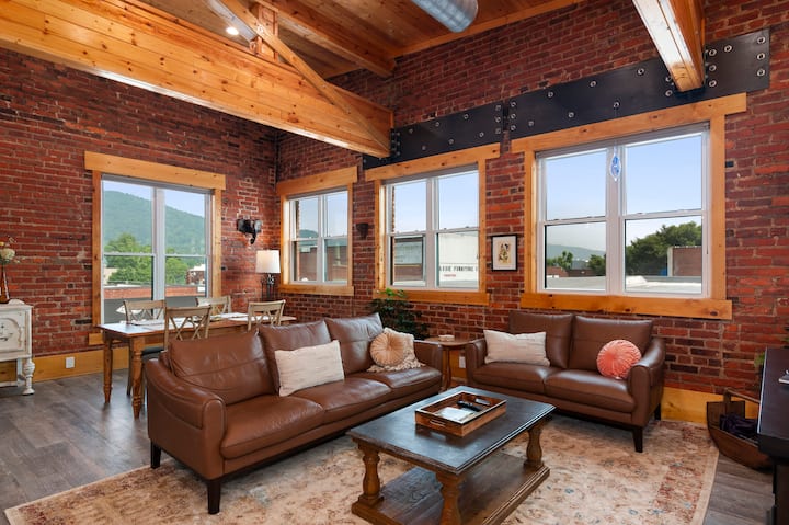 Mainstay Waynesville - Waynesville, NC