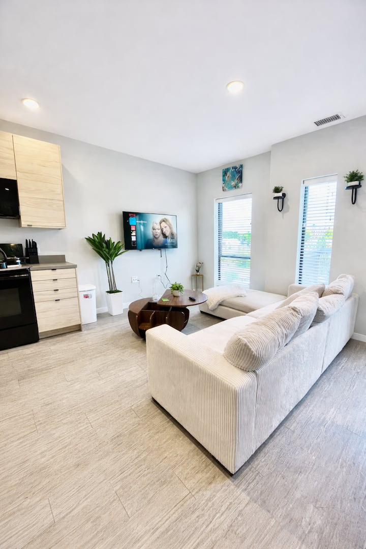 Skyline Solace - Des Moines, IA