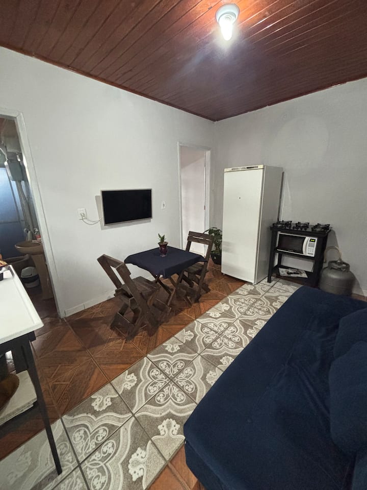 Ap 2 Quartos Próx Aos Quartéis E Hospital Regional - Santa Maria, Brazil