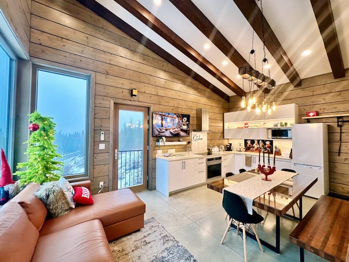 Sunset Lodge · Alpine Views · 2 Levels · 6 Guests - Mount Washington