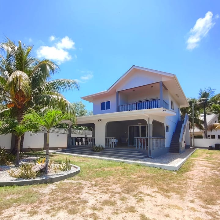 Trwa Koko - One Bedroom Apartment - Seychelles