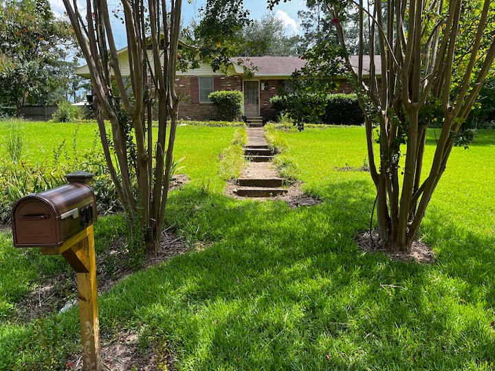 The Garden House - Natchez, MS