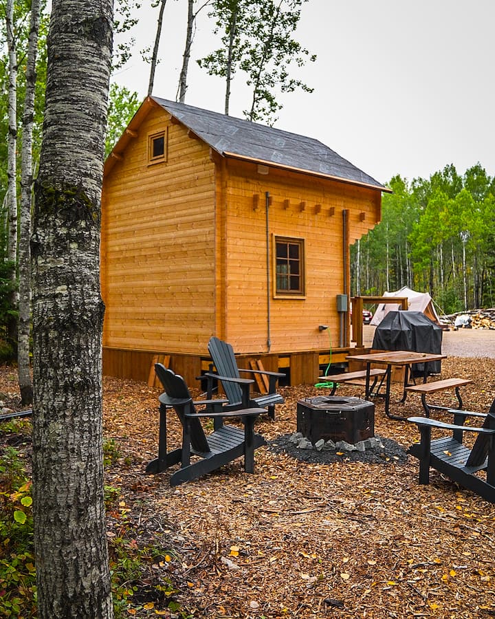 The Pine Loft Bunkie - Lac du Bonnet
