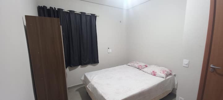 Aluga-se Por Temporada Ou Fixo - Luís Correia