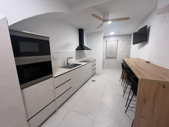 Sant Marti Bed 4 - Lloret de Mar