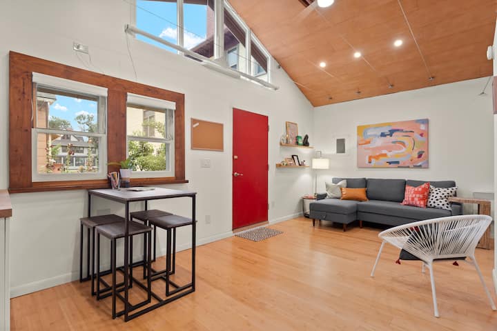 Modern Cottage & Peaceful Garden -Near Downtown/cc - Colorado Springs, CO
