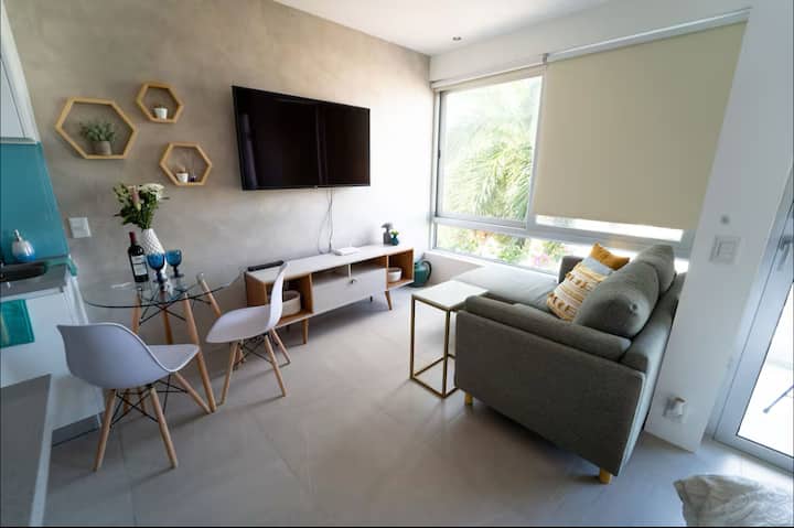 Luxury Condo In Centro Playa With Pool - Playa del Carmen