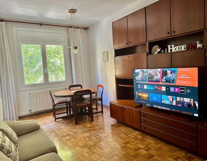 Cozy Double Room In Sagrada Familia - Barcelona