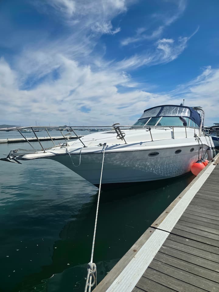 Freedom Ii - Barco Hotel - Faro