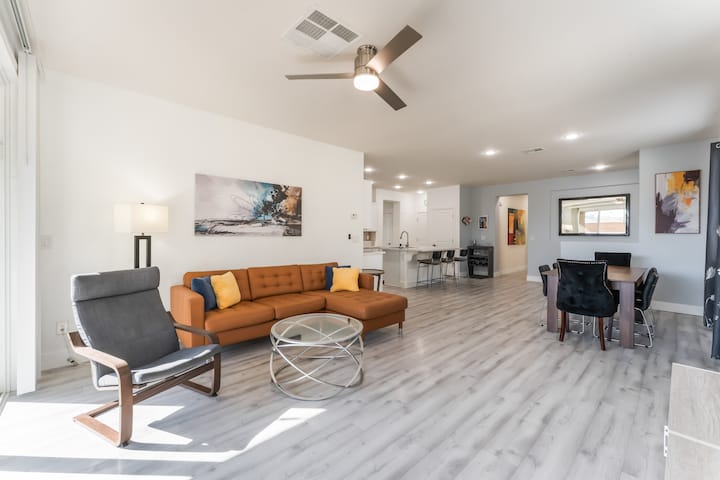 Charming Single Story House - North Las Vegas, NV