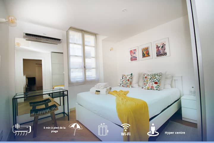 Princess Victoria Standing Presta - Cannes