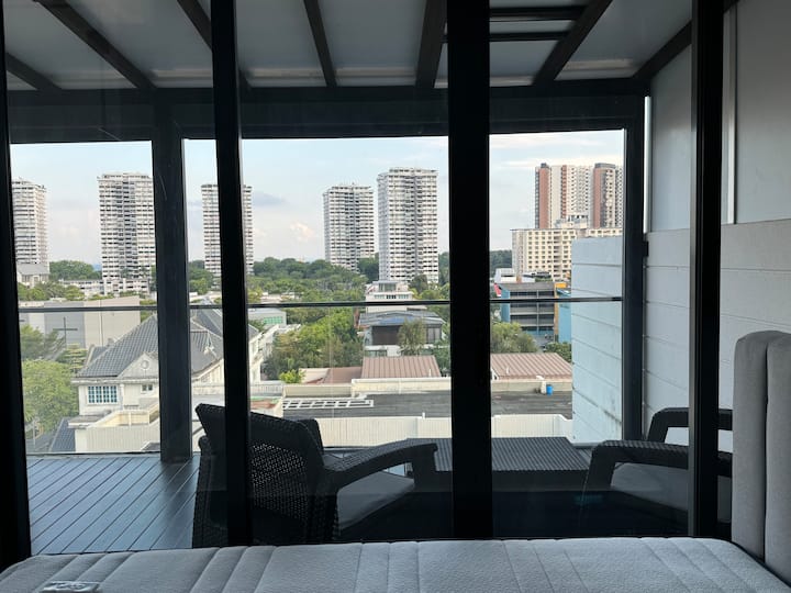 2 Min Mrt/eateries*suite*seaview - Singapore
