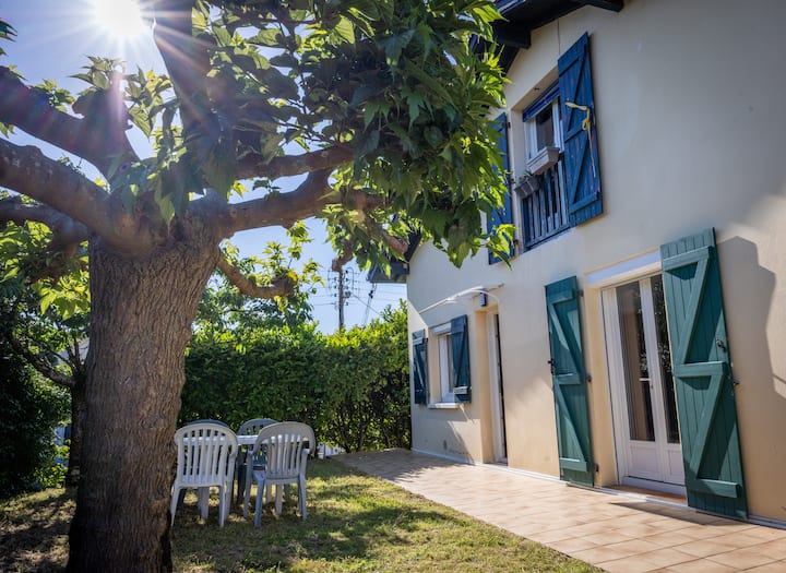 100m² T4 Au Cinq Cantons Bientôt Classé 5 éToiles - Anglet