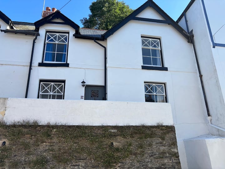 Traditional Cosy Cottage - Fowey