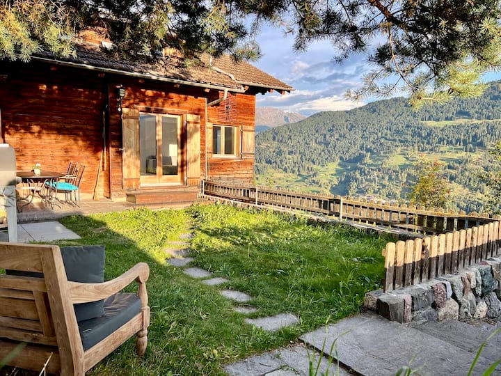 Family Alpine Chalet • Panoramic Views & Garden - Valbella