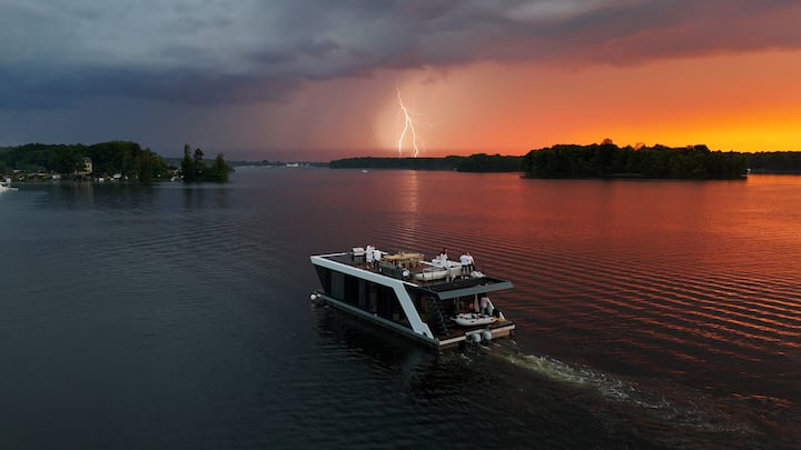 Exklusives Hausboot - 90qm+ - Erkner