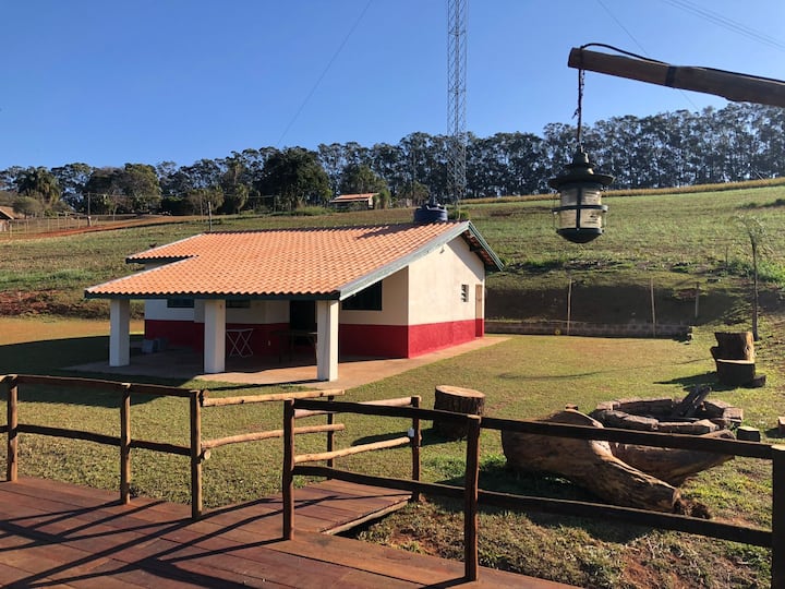Casa Com Deck Na Fazenda. Privacidade E Natureza. - Bragança Paulista