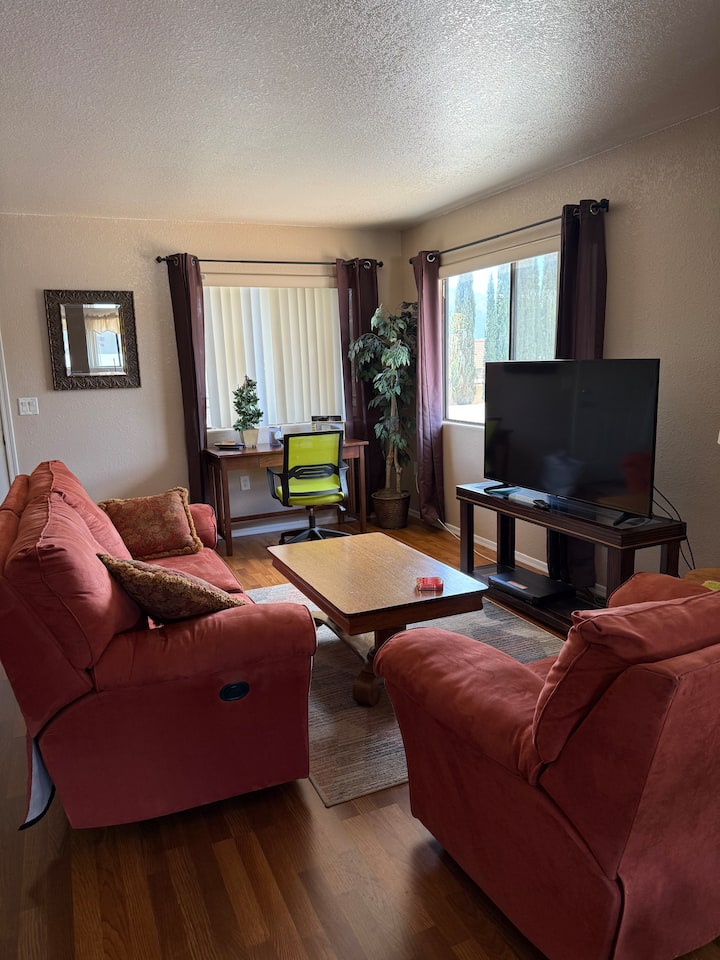 Large, Clean And Quiet! - Sierra Vista, AZ
