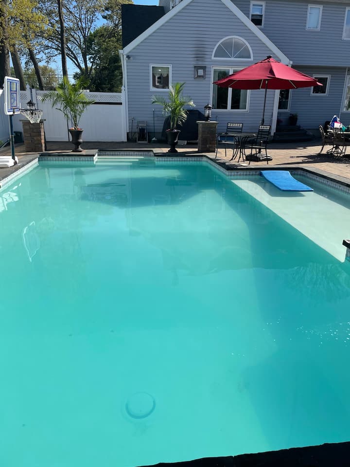 1 Mile To Bethpage Golf Course - Massapequa, NY