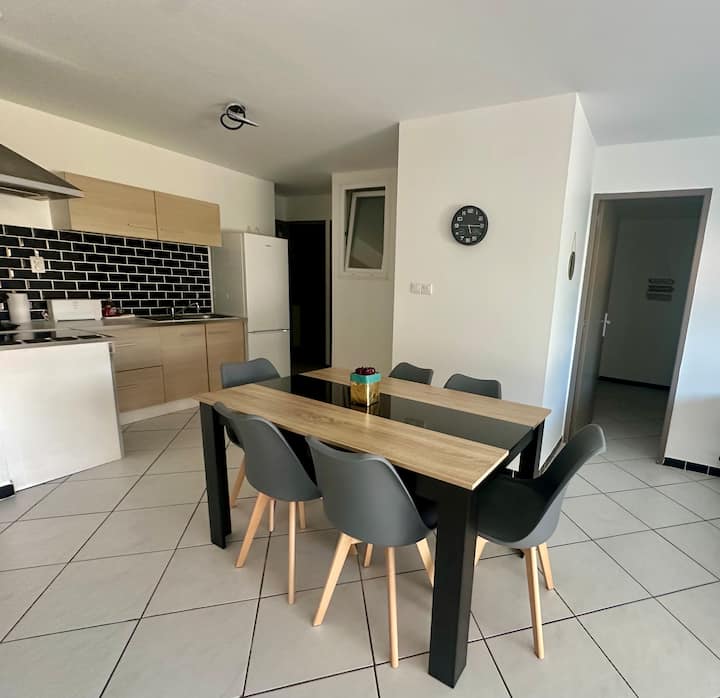 Logement Spacieux Avec Terrasse - Mimizan Plage