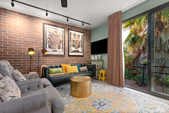 Jade View—vintage Soul & Sunset Strolls - 史卓菲