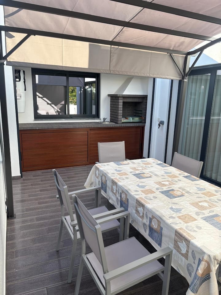 Aroeira Beach Home - Costa da Caparica