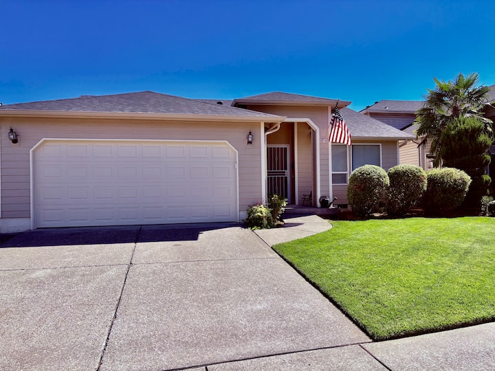 Nights At Northside - Salem, OR