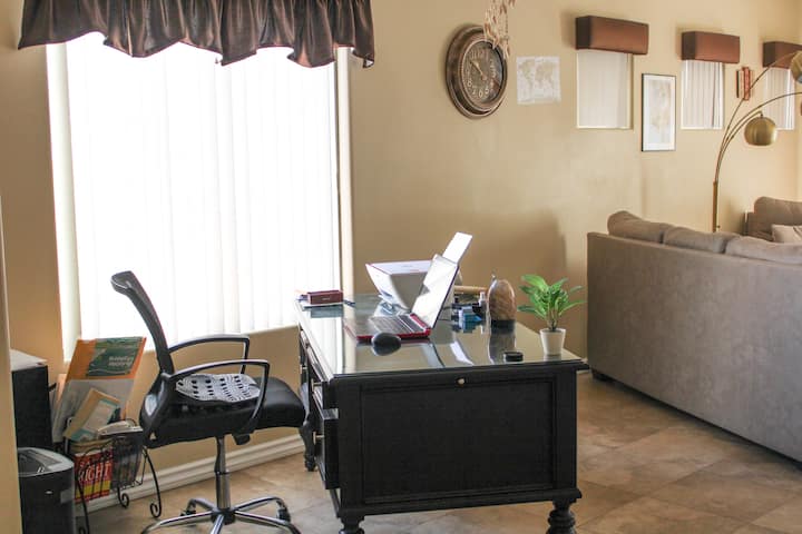 Friendly And Quiet Neighborhood - Buckeye, AZ