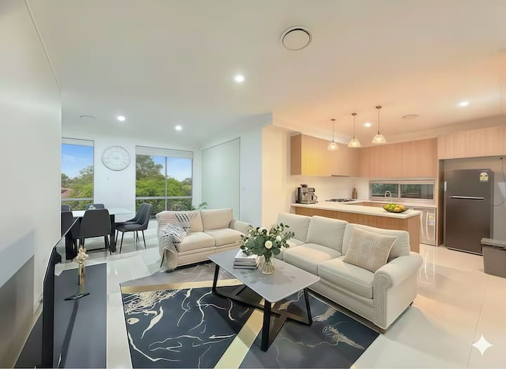 5-bedroom Home Schofields - Blacktown