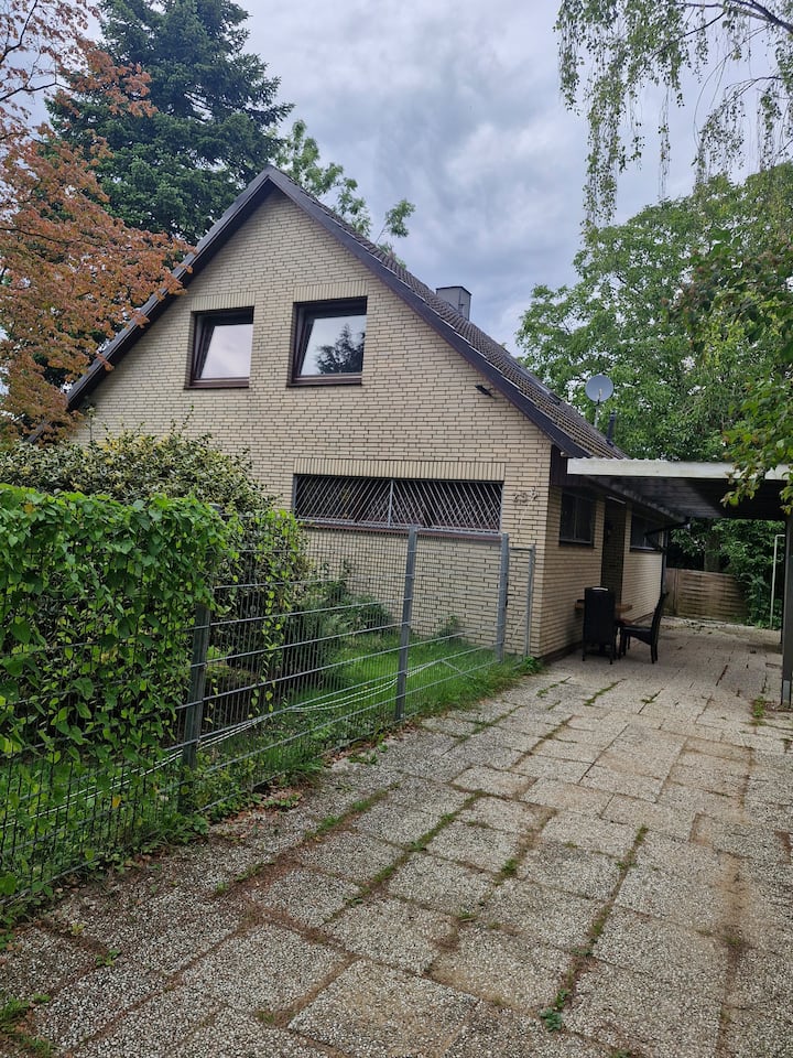 Geräumiges Haus Zentral In Heide - Heide