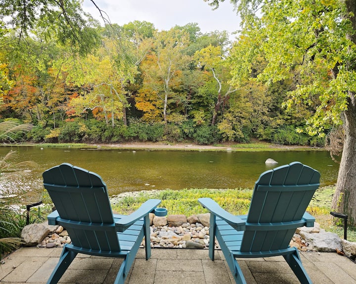 Riverfront Serenity Getaway • Peaceful Retreat - Indiana (State)