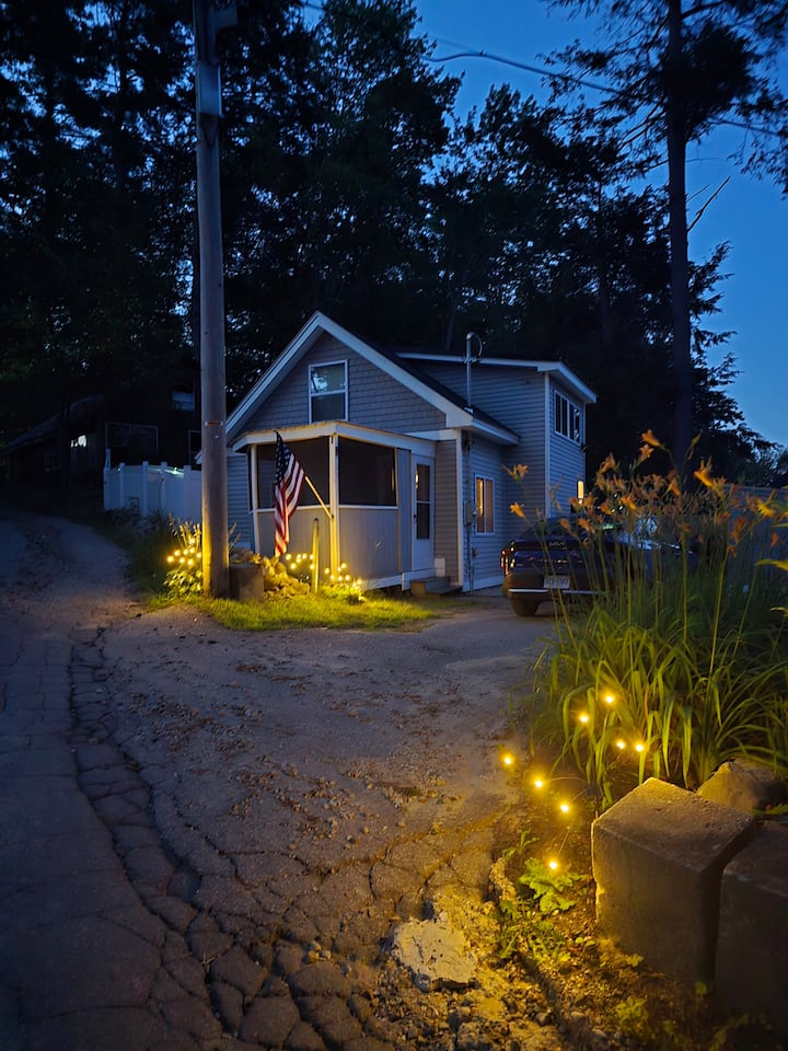 Charming, Relaxing Northwood Cottage - Deerfield, NH