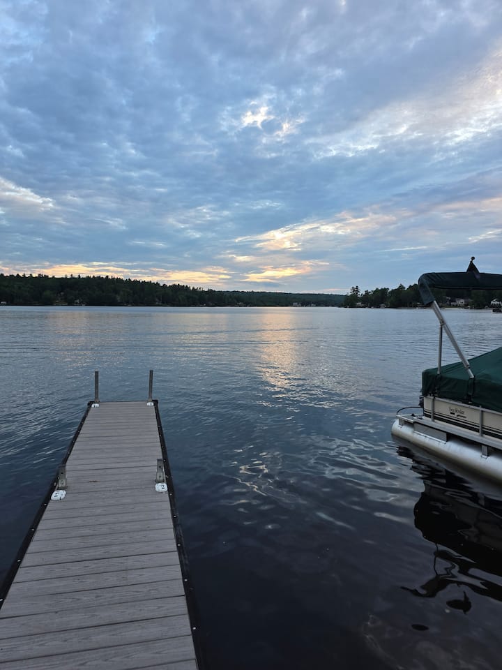 Charming, Relaxing Northwood Cottage - Deerfield, NH