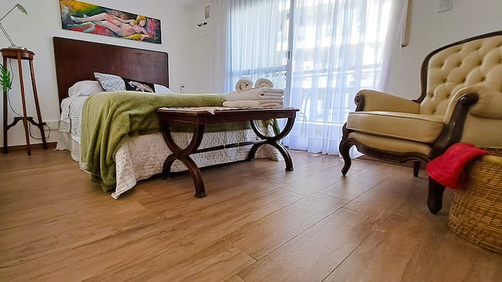 Hornera Eli - A Pasos De Oroño Con Cochera A 150 M - Rosario