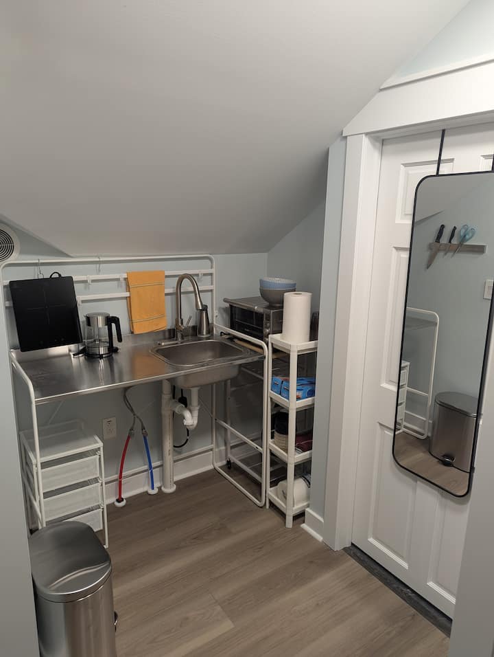 Tranquil Guest House Apartment + Amenities - Richmond, VA