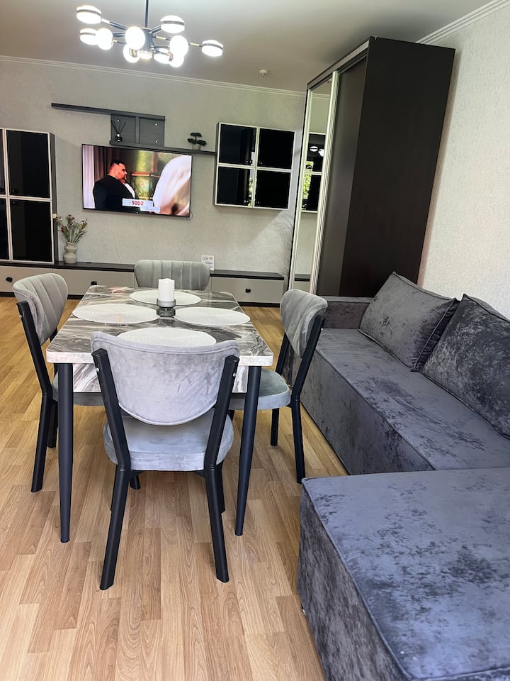 Простор 2 комн кВ - 基希訥烏