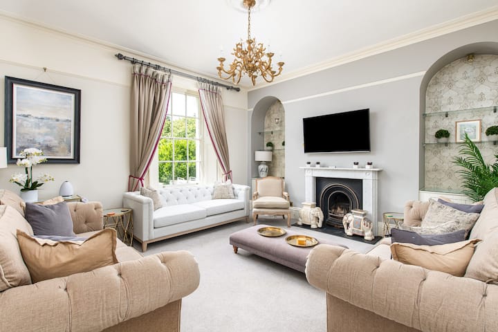Sleeps 28, Sauna, Hottub, Karaoke, Games Rm+cinema - Gloucestershire