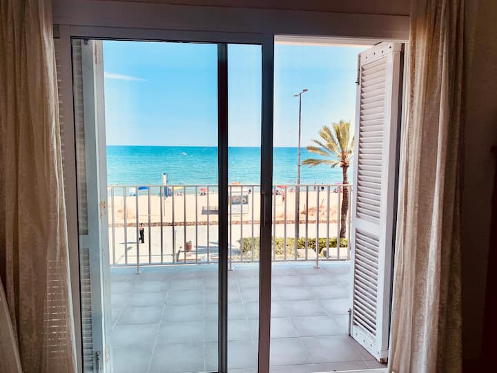 Espectacular Vistas Frente Al Mar - Cunit