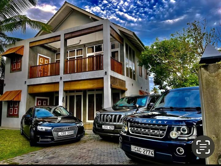 " Luxury Villa Near The Beach " - Mirissa