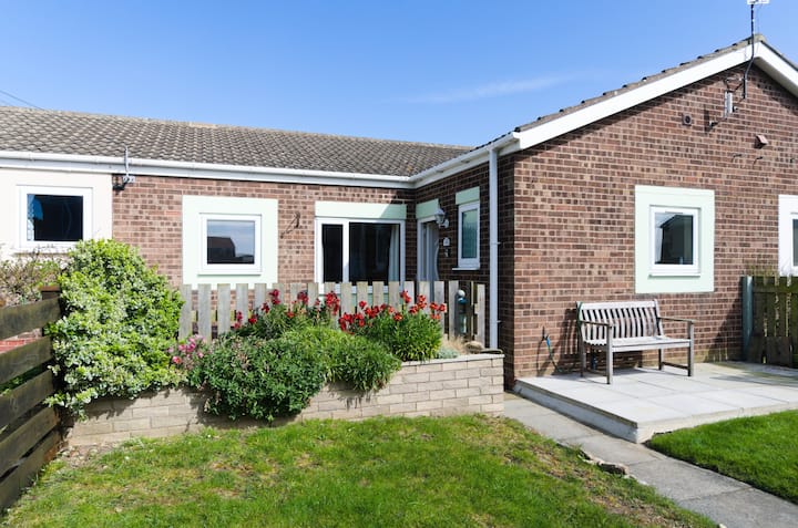 Rockpool Cottage 1 Bed With An Enclosed Garden - Beadnell