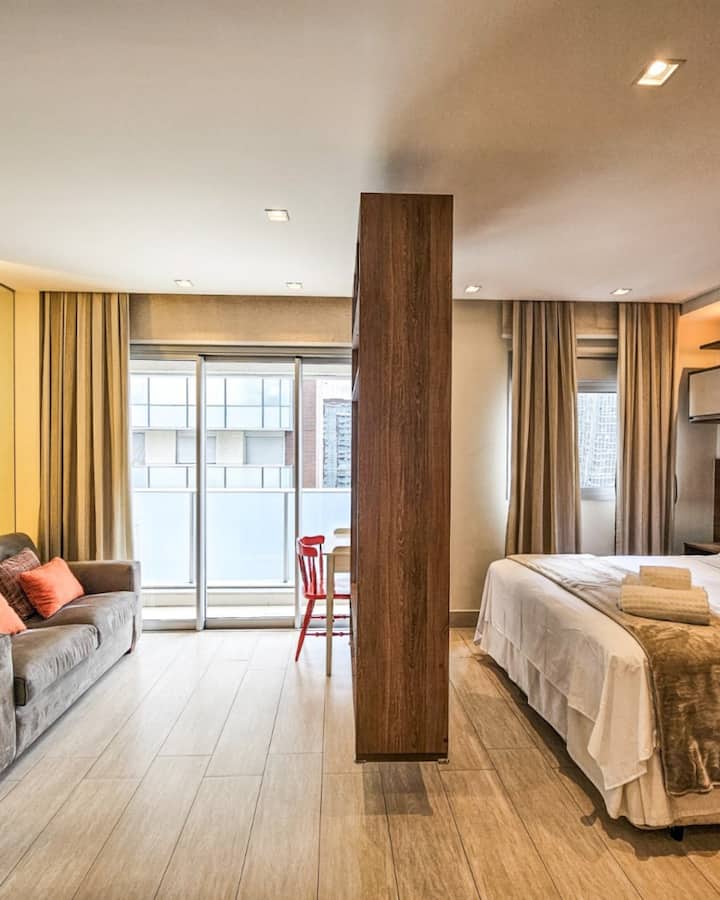 Consulado Americano S/taxa- Limpeza E 2° Hóspede. - São Paulo