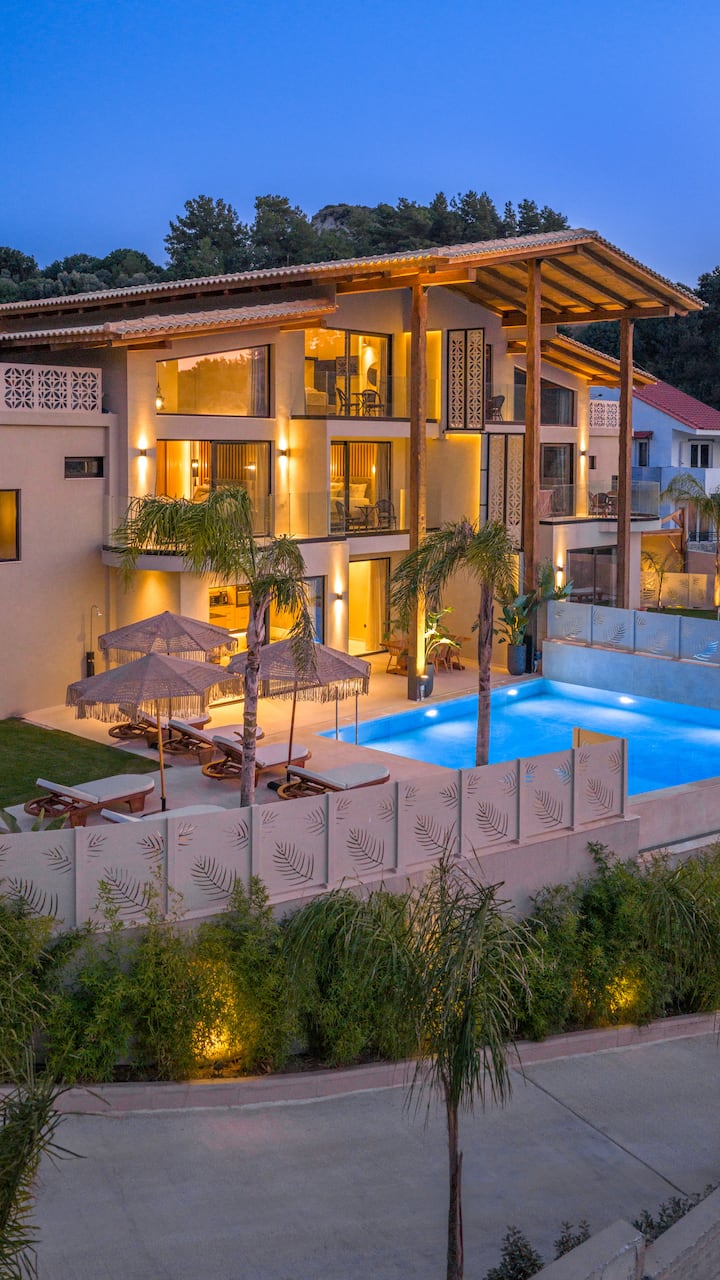 Costa's Luxury Villa - Rhodes (Greece)