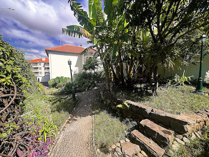 Casa Santiago Menor - Central Stay - Monte