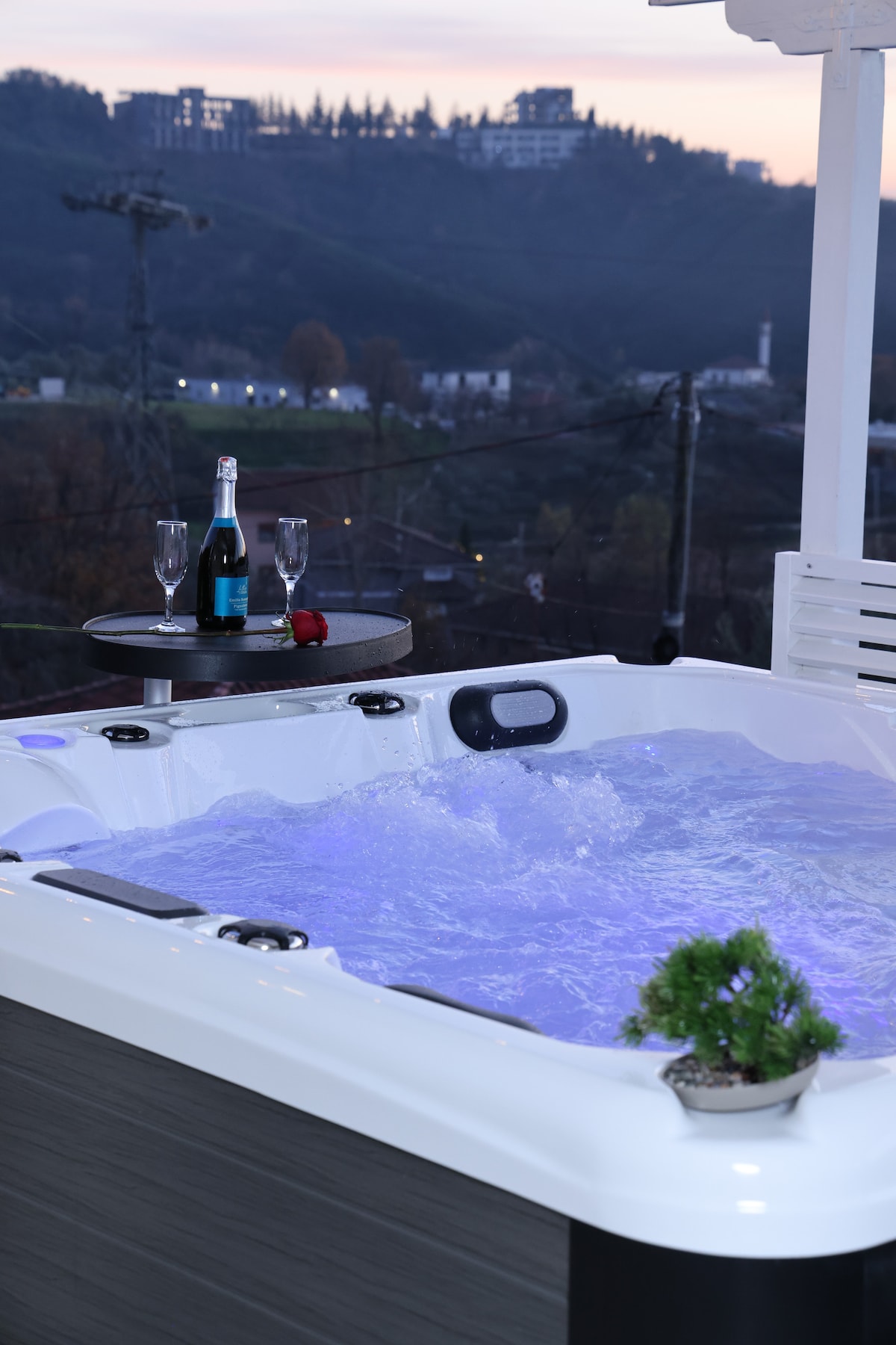 Linza Cozy Vila - Häuser zur Miete in Linzë, Tirana County, Albanien ...