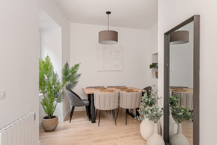 Malasaña & Gran Via: Modern & Comfy - Madrid