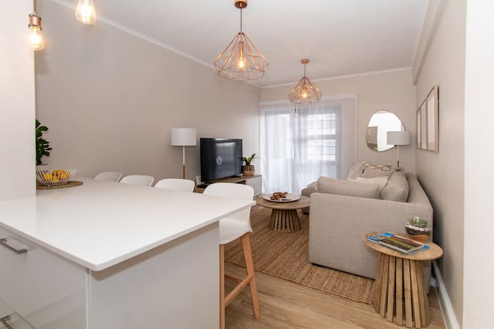 Beautiful 2 Bed At Baypoint - Cape Town