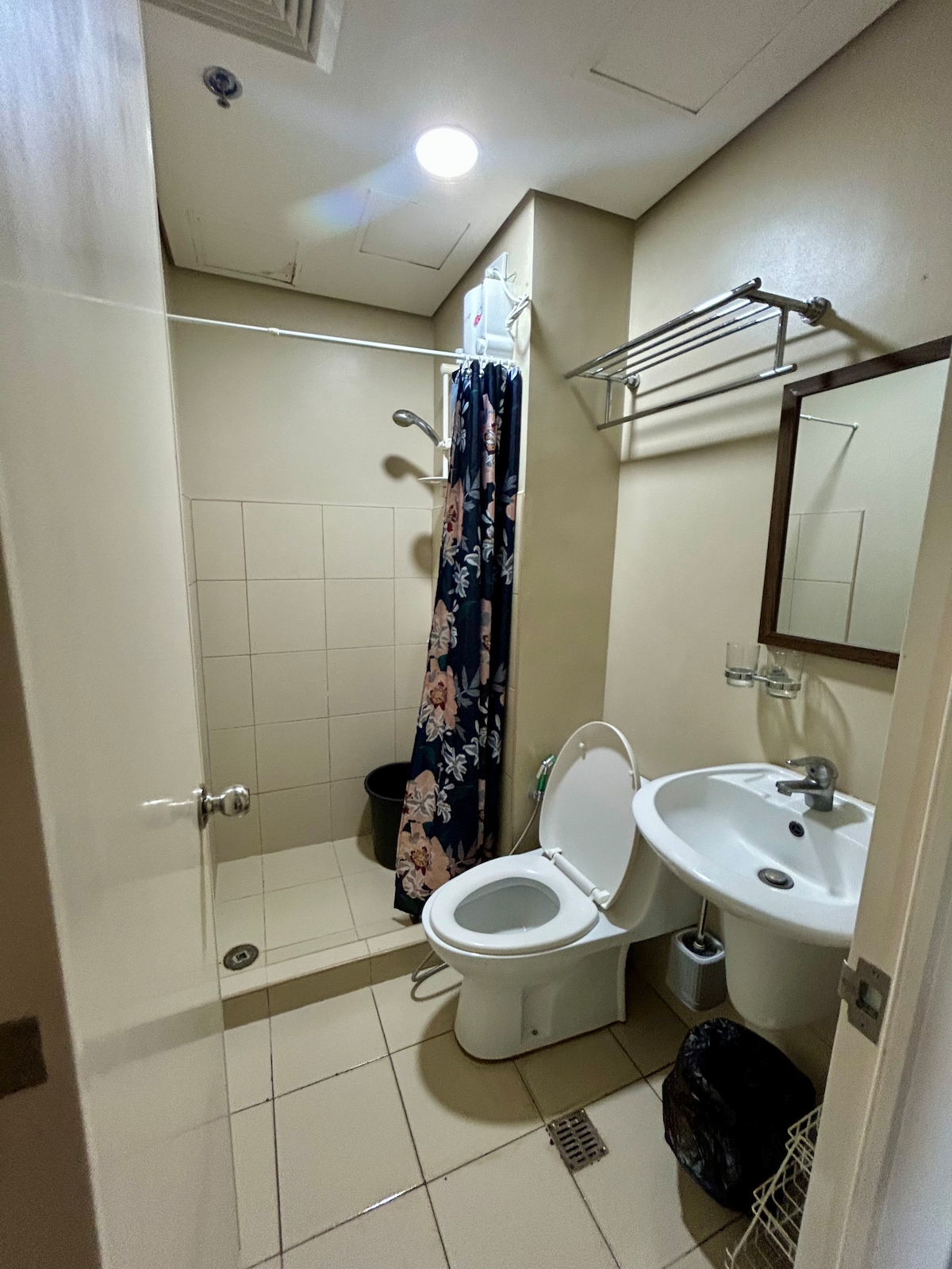 Avida Tower 2, piso 12 - Hoteles en alquiler en Cebú, Bisayas centrales ...