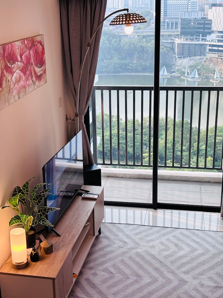 Lakeview | Citycenter | Netflix - Subang Jaya